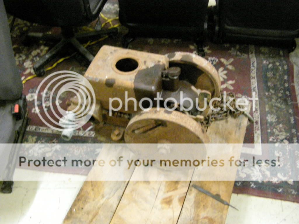 Peeking out from underneath a bathtub, Cushman Cub | Smokstak® Antique ...